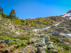 How to Hike the Spectacular Chain Lakes Loop at Mount Baker