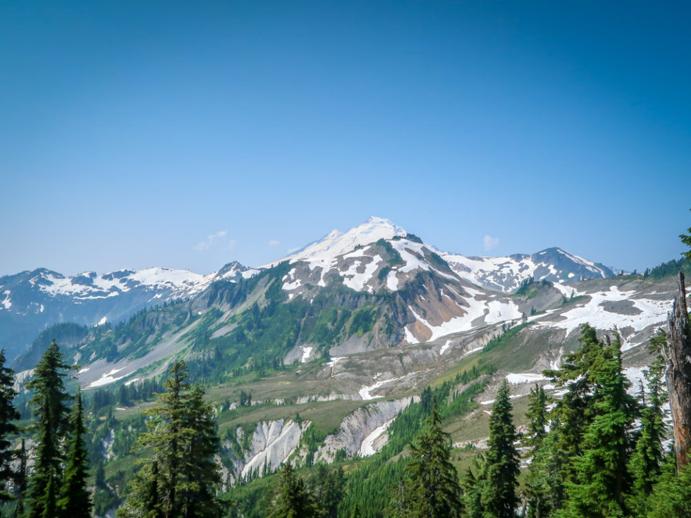 How to Hike the Spectacular Chain Lakes Loop at Mount Baker