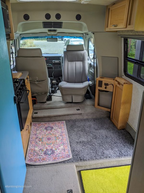 VW Rialta Motorhome Makeover: Tips and Ideas for Customizing your RV
