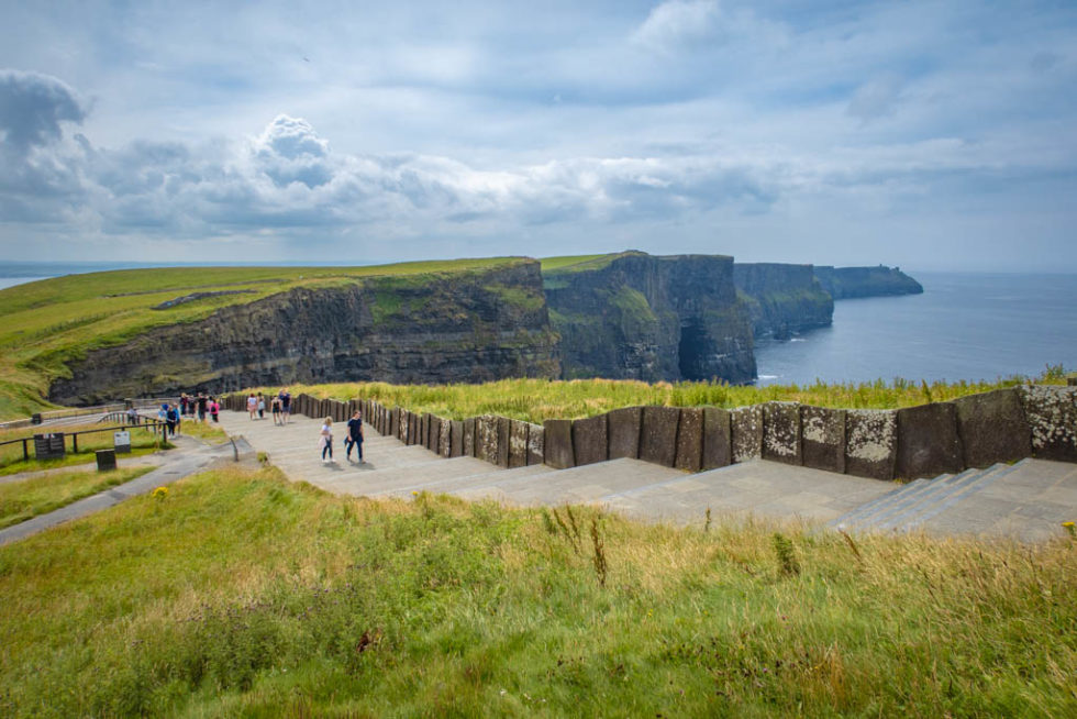How to Take the Galway to Doolin Bus for the Spectacular Doolin Cliff ...