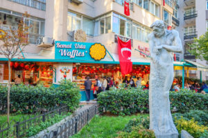 14 Amazing Things to do on the Asian side of Istanbul in Kadikoy - A ...