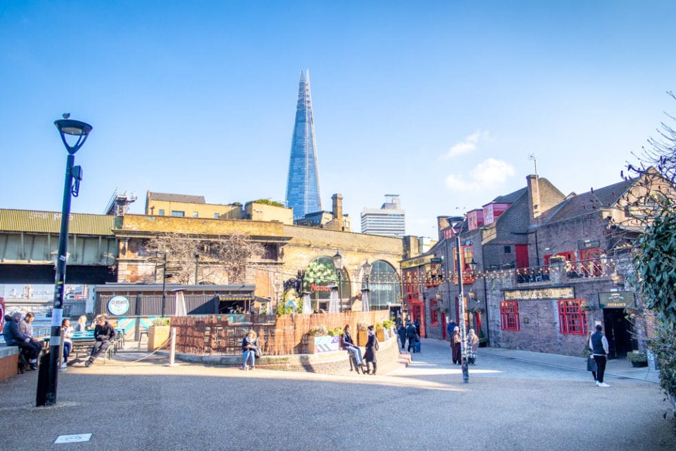 Queenâ€™s Walk: Discover London with a Stroll along the Stunning Southbank